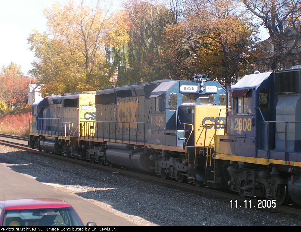 CSX 8825